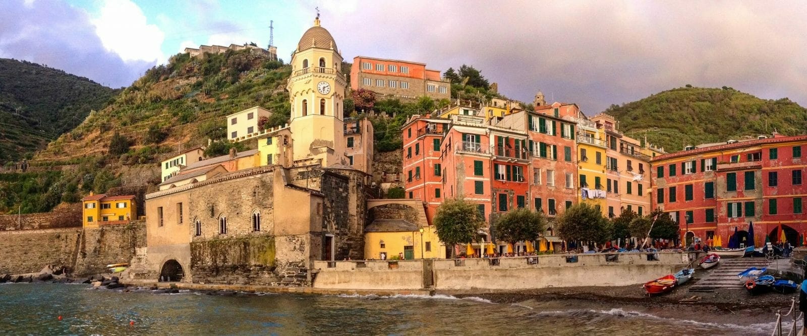 Wanderers Compass: Inspiring Independent Travel Adventures