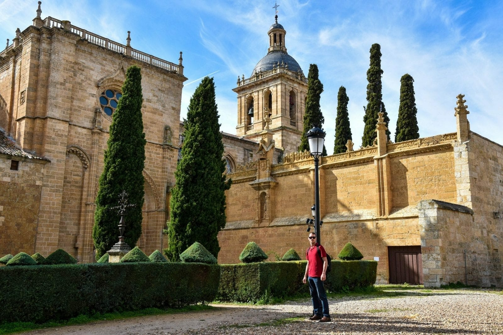 Castle Hunters: Explore Iconic Castles Worldwide