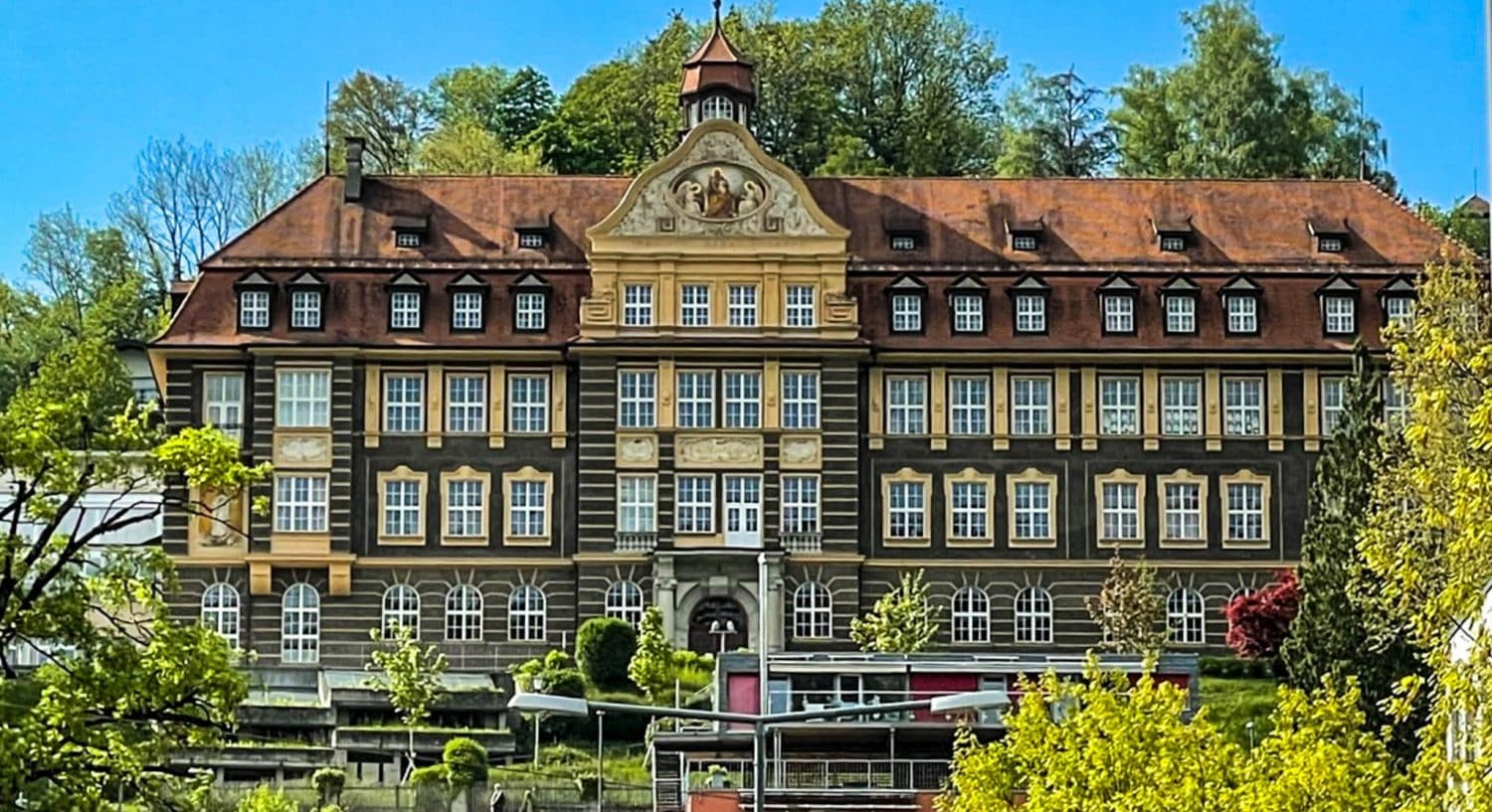 Austria Travel Guide: Essential Tips & Top Destinations