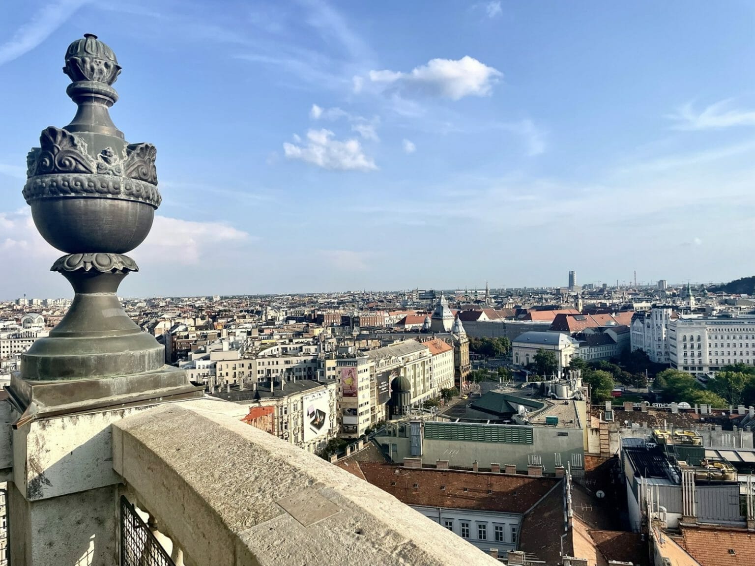 Hungary Travel Guide: Ultimate Travel Guide & Tips