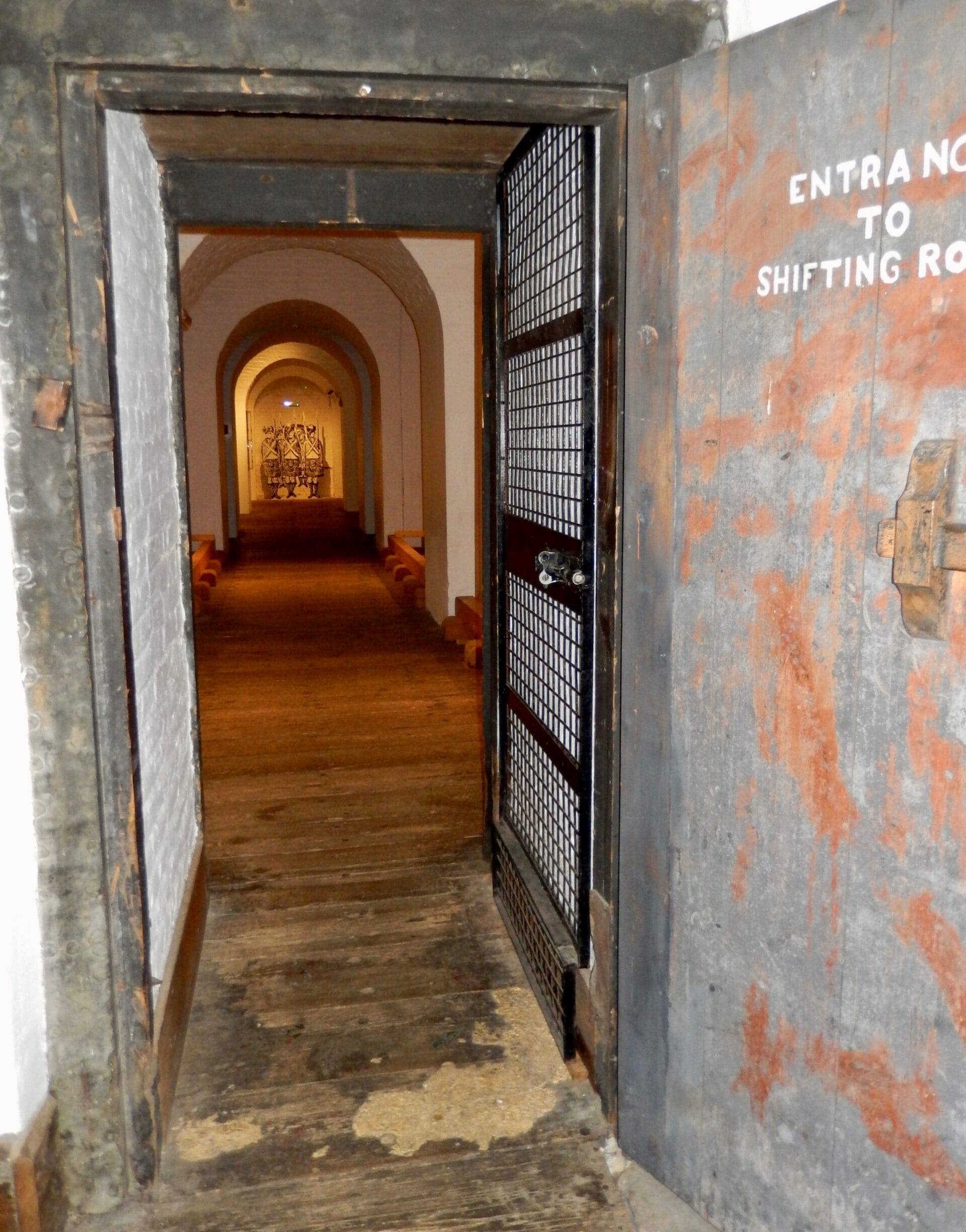 Fort George Visitor Guide: Historic Scotland - Wanderers Compass