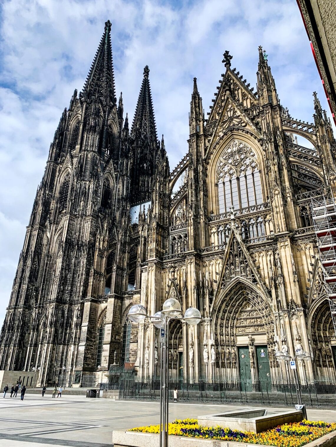 Cologne Cathedral: A Stunning Gothic Masterpiece