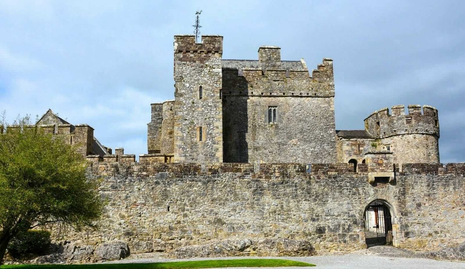 Castles Around The World: Our Curated List